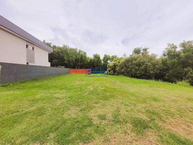 Terreno / Lote para Venda em Vila Velha/ES Interlagos
