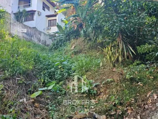 Terreno / Lote para Venda em Vitória/ES Fradinhos
