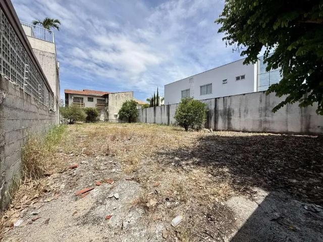 Terreno / Lote para Venda em Vitória/ES Mata da Praia