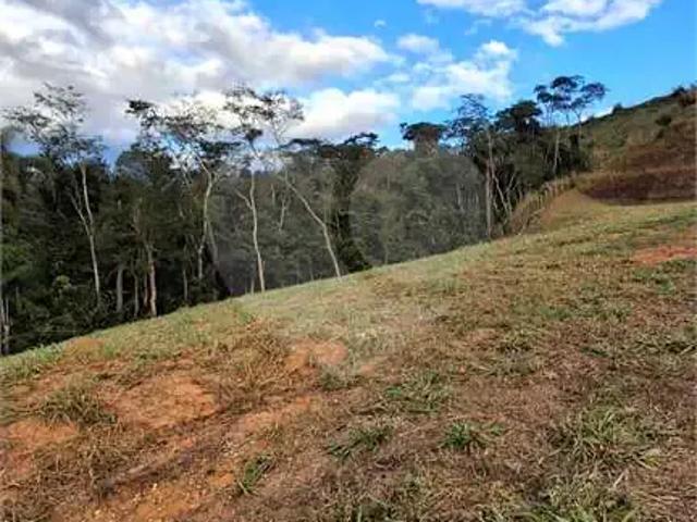 Terreno / Lote para Venda em Volta Redonda/RJ Casa de Pedra