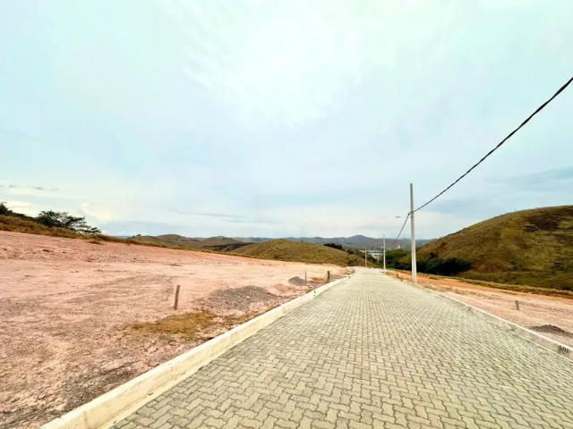 Terreno / Lote para Venda em Volta Redonda/RJ Fátima