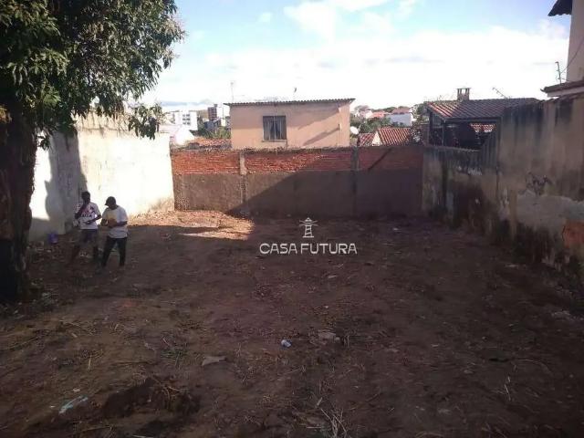 Terreno / Lote para Venda em Volta Redonda/RJ Jardim Amália