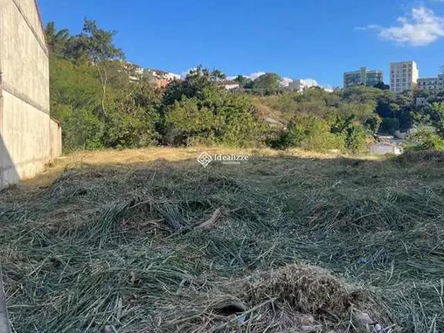 Terreno / Lote para Venda em Volta Redonda/RJ Jardim Amália
