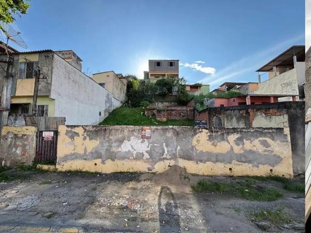 Terreno / Lote para Venda em Volta Redonda/RJ São Geraldo
