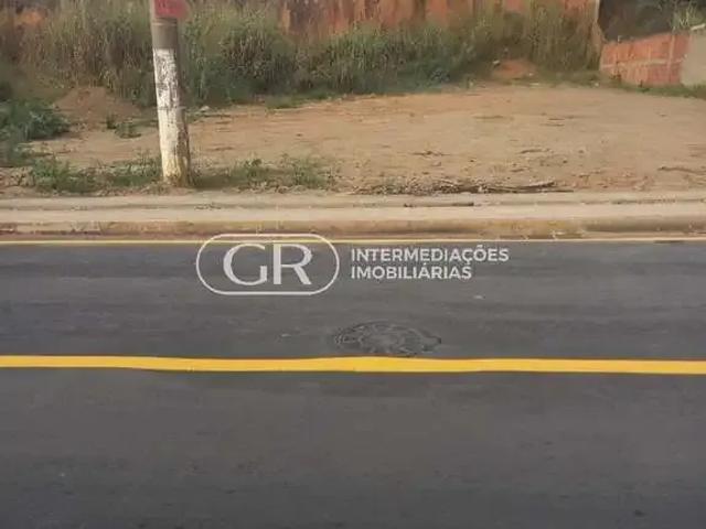 Terreno / Lote para Venda em Volta Redonda/RJ Roma