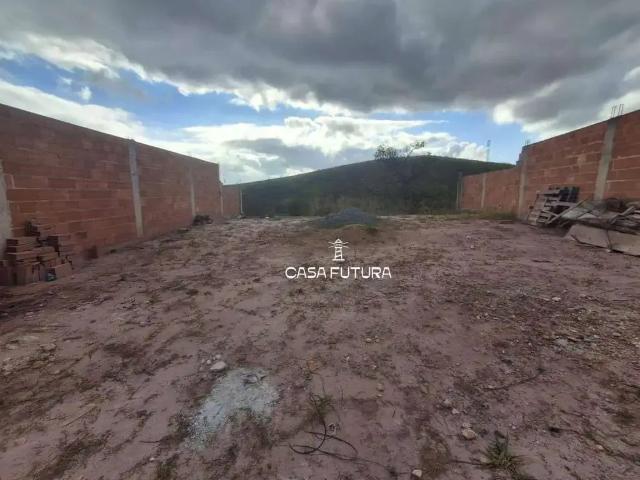 Terreno / Lote para Venda em Volta Redonda/RJ Village Santa Helena