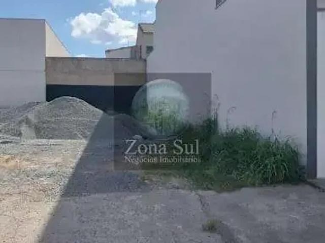 Terreno / Lote para Venda em Votorantim/SP Residencial Cristal