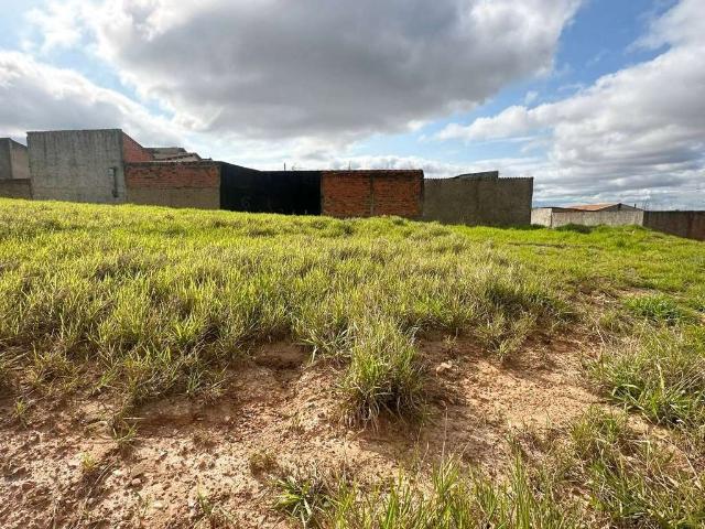 Terreno / Lote para Venda em Votorantim/SP Vivalegro