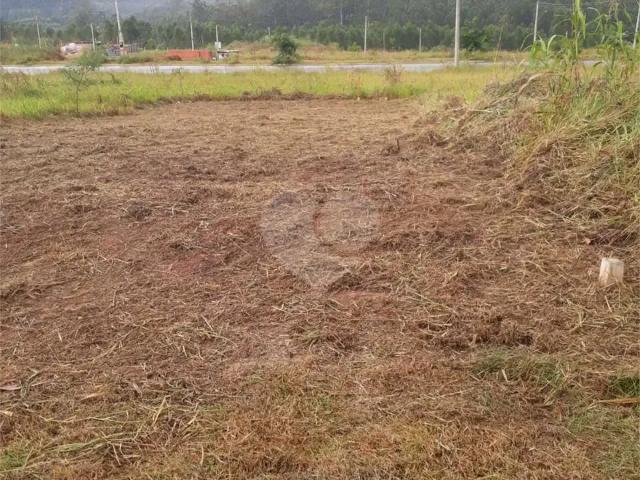 Terreno / Lote para Venda em Votorantim/SP Vivalegro
