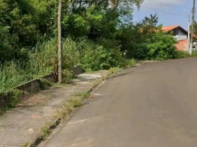 Terreno / Lote para Venda em Águas de São Pedro/SP Jardim Iporanga