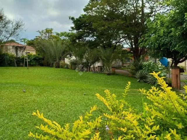 Terreno / Lote para Venda em Águas de São Pedro/SP Jardim Iporanga
