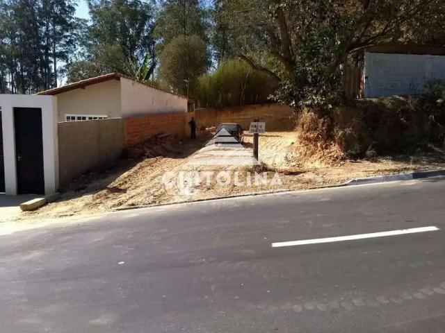 Terreno / Lote para Venda em Alambari/SP Centro
