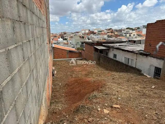 Terreno / Lote para Venda em Americana/SP Jardim Boer II
