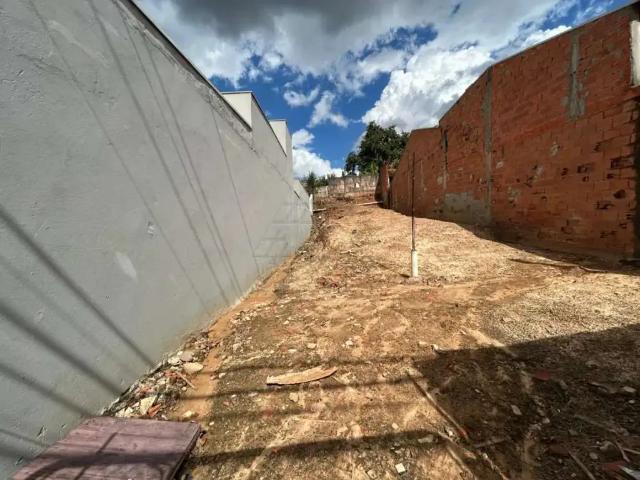 Terreno / Lote para Venda em Americana/SP Jardim São Roque