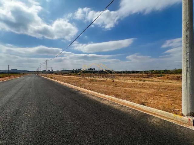 Terreno / Lote para Venda em Americana/SP Praia Azul