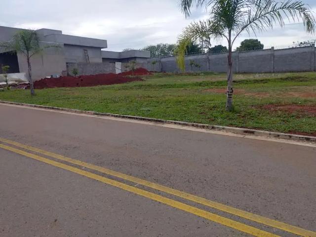 Terreno / Lote para Venda em Anápolis/GO Condomínio Residencial Gaudi