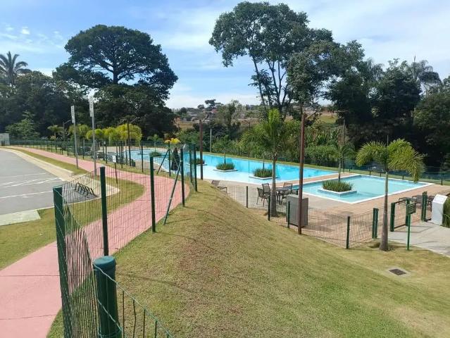 Terreno / Lote para Venda em Aparecida de Goiânia/GO Jardins Versalhes