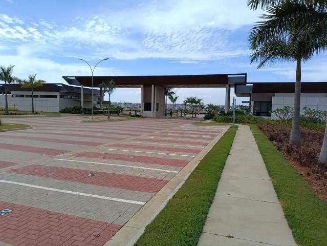 Terreno / Lote para Venda em Aparecida de Goiânia/GO Jardins Versalhes