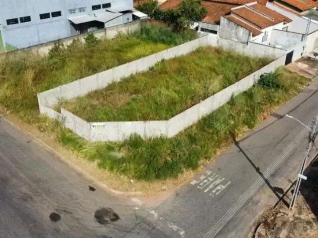 Terreno / Lote para Venda em Aparecida de Goiânia/GO Setor Santo André