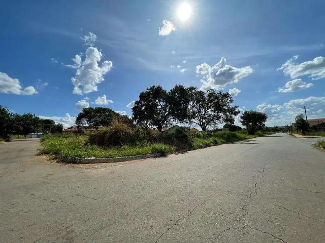 Terreno / Lote para Venda em Aparecida de Goiânia/GO Vila Oliveira