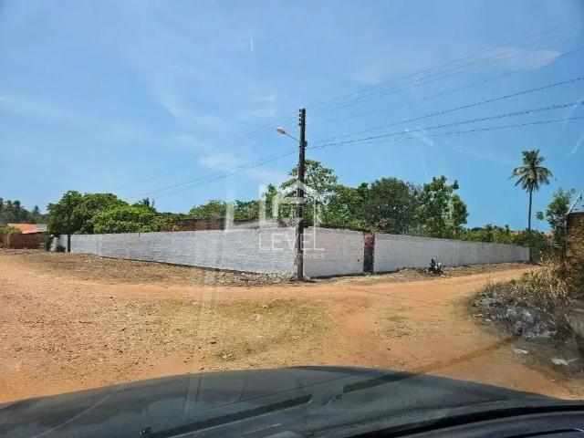 Terreno / Lote para Venda em Aquiraz/CE Centro