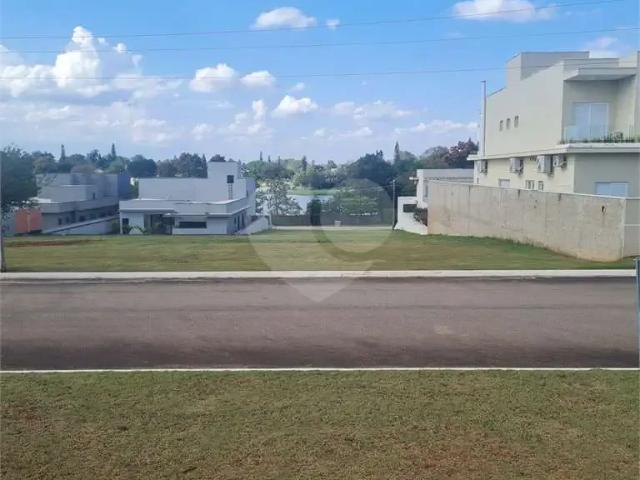 Terreno / Lote para Venda em Araçoiaba da Serra/SP Centro