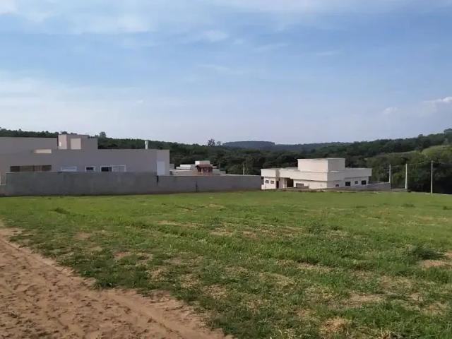 Terreno / Lote para Venda em Araçoiaba da Serra/SP Centro