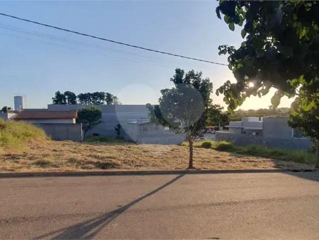 Terreno / Lote para Venda em Araçoiaba da Serra/SP Centro