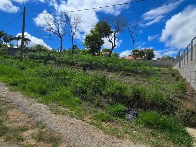 Terreno / Lote para Venda em Araçoiaba da Serra/SP Cercado