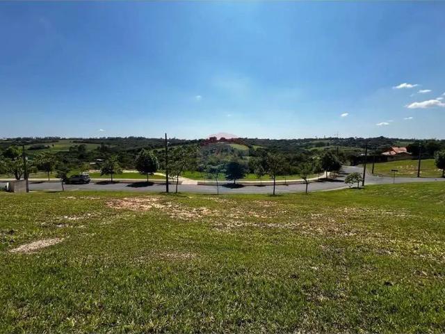 Terreno / Lote para Venda em Araçoiaba da Serra/SP Condomínio Saint Charbel