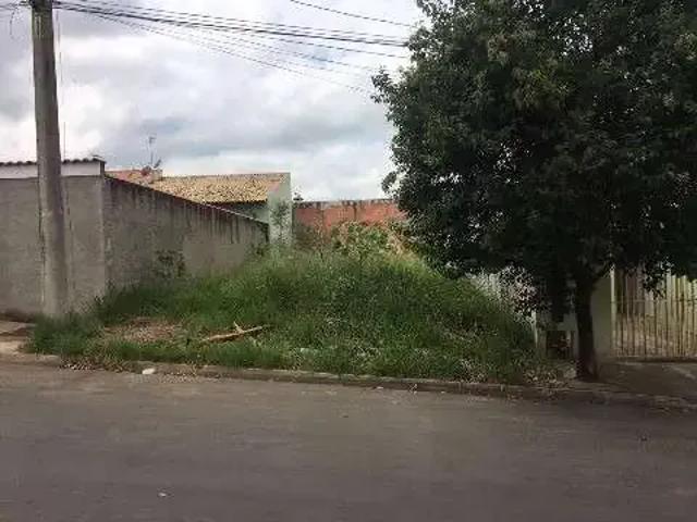 Terreno / Lote para Venda em Araçoiaba da Serra/SP Jardim Flora