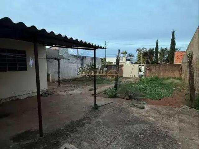 Terreno / Lote para Venda em Araguari/MG Amorim