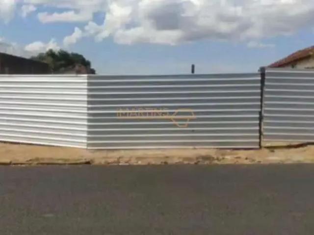 Terreno / Lote para Venda em Araguari/MG Centro