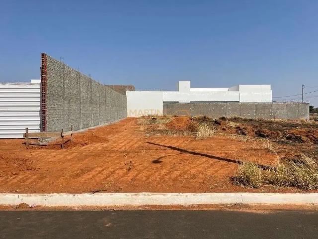 Terreno / Lote para Venda em Araguari/MG Conjunto Ouro Verde