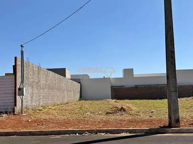 Terreno / Lote para Venda em Araguari/MG Conjunto Ouro Verde