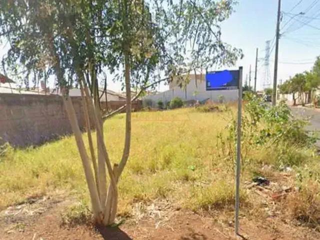 Terreno / Lote para Venda em Araguari/MG Fátima