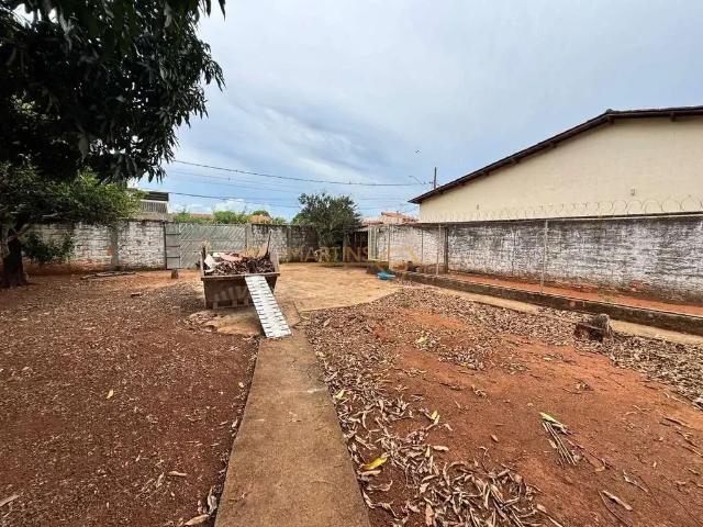 Terreno / Lote para Venda em Araguari/MG Jardim Milenium
