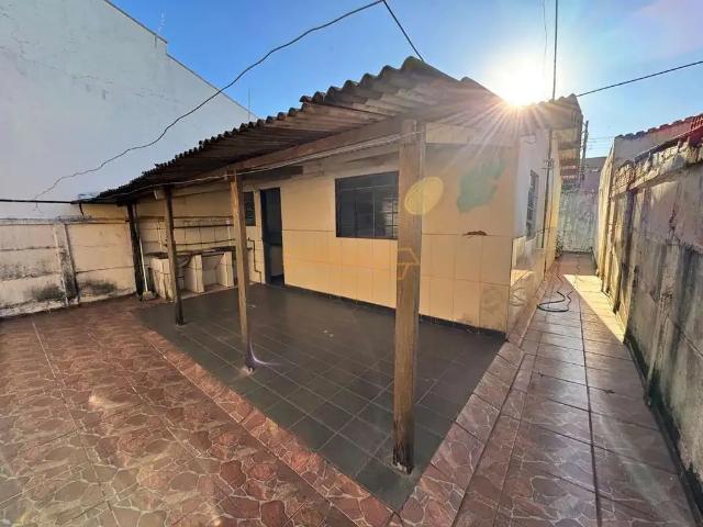 Terreno / Lote para Venda em Araguari/MG Jardim Regina