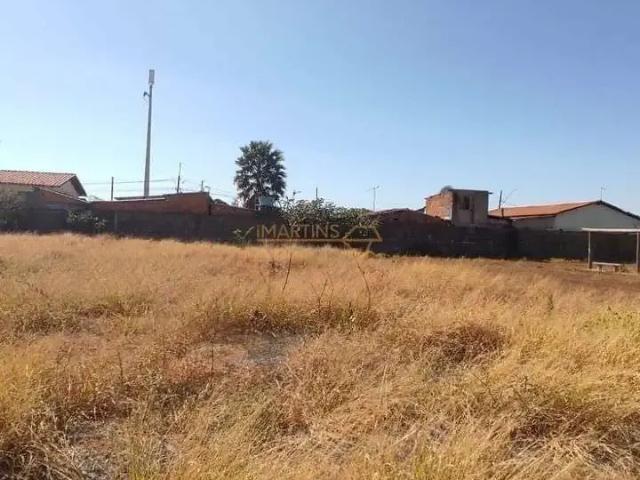 Terreno / Lote para Venda em Araguari/MG Jóquei Clube