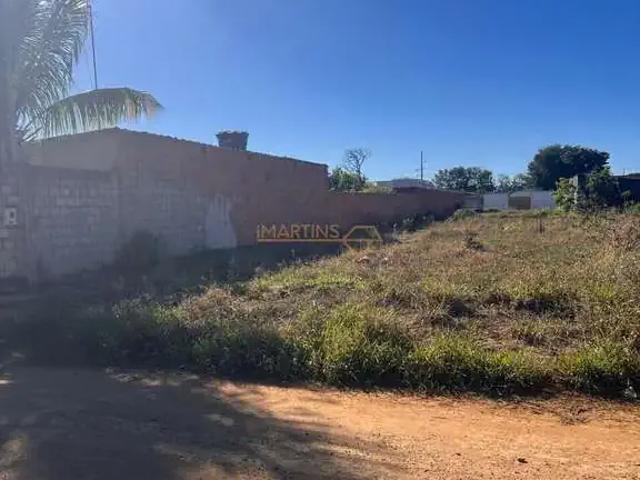 Terreno / Lote para Venda em Araguari/MG Vieno