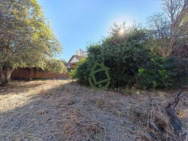 Terreno / Lote para Venda em Araraquara/SP Centro