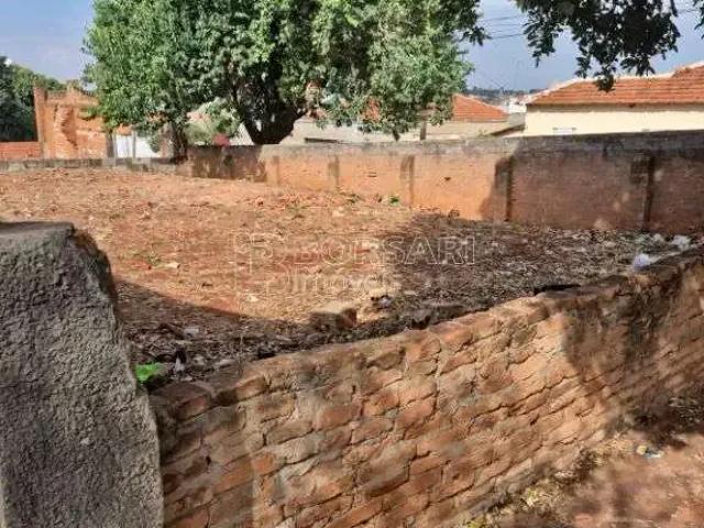 Terreno / Lote para Venda em Araraquara/SP Centro