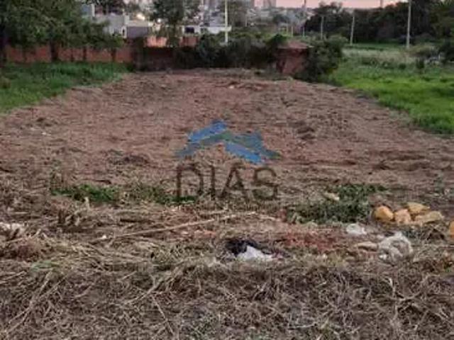 Terreno / Lote para Venda em Araraquara/SP Cidade Jardim