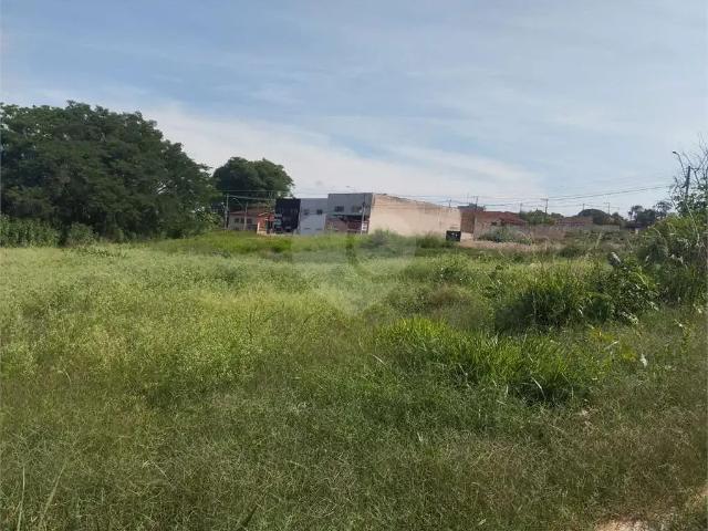 Terreno / Lote para Venda em Araraquara/SP Jardim Morumbi