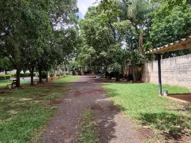 Terreno / Lote para Venda em Araraquara/SP Jardim Arco Íris