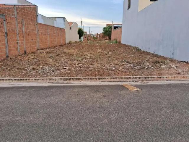 Terreno / Lote para Venda em Araraquara/SP Jardim Boa Vista II