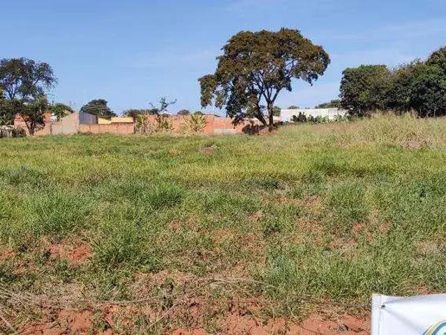 Terreno / Lote para Venda em Araraquara/SP Jardim Brasília Vila Xavier