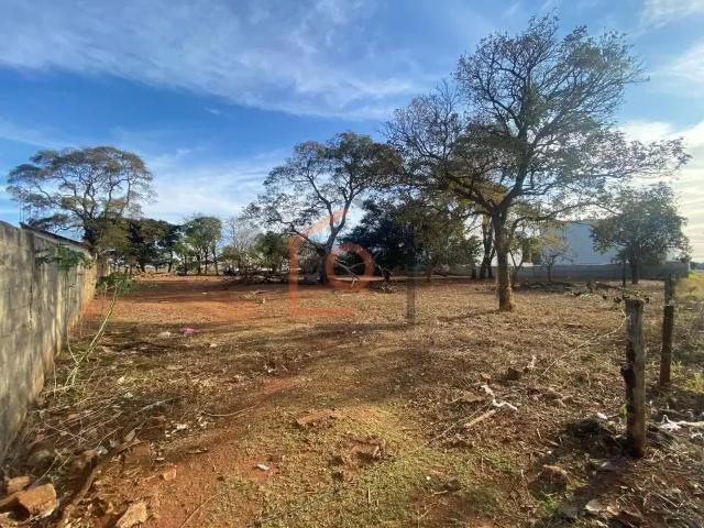 Terreno / Lote para Venda em Araraquara/SP Jardim Del Rei