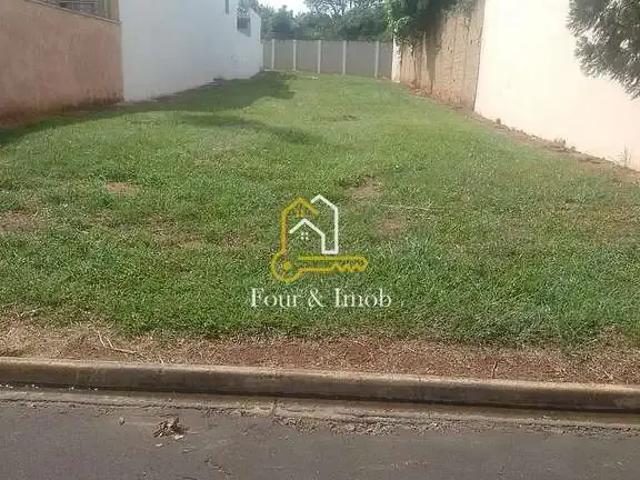 Terreno / Lote para Venda em Araraquara/SP Jardim dos Flamboyants