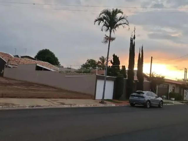 Terreno / Lote para Venda em Araraquara/SP Jardim Imperador